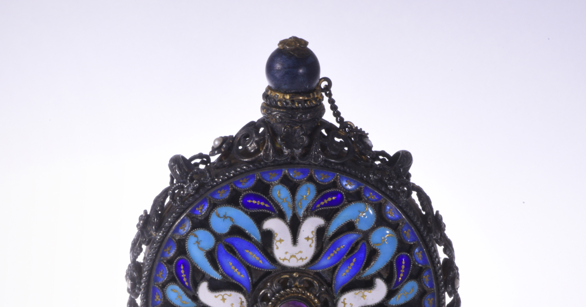 Parfum Museum - MAISON Ë
